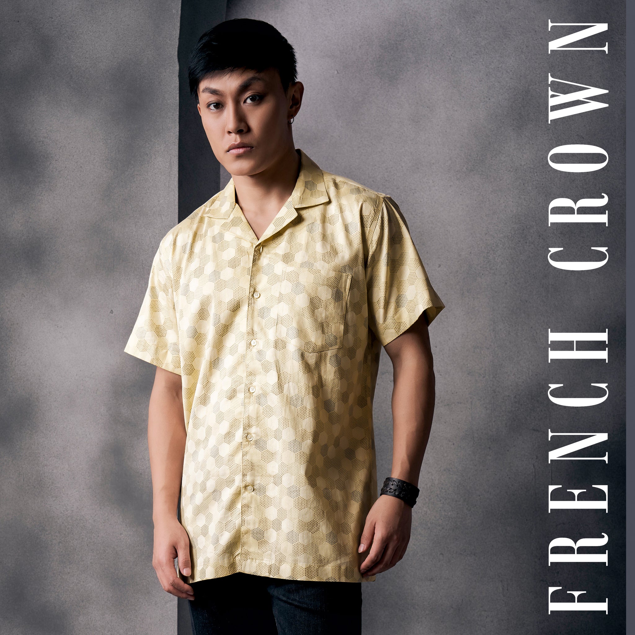 Swizzle Yellow Beehive Casual Prints Premium Cotton Shirt For Men